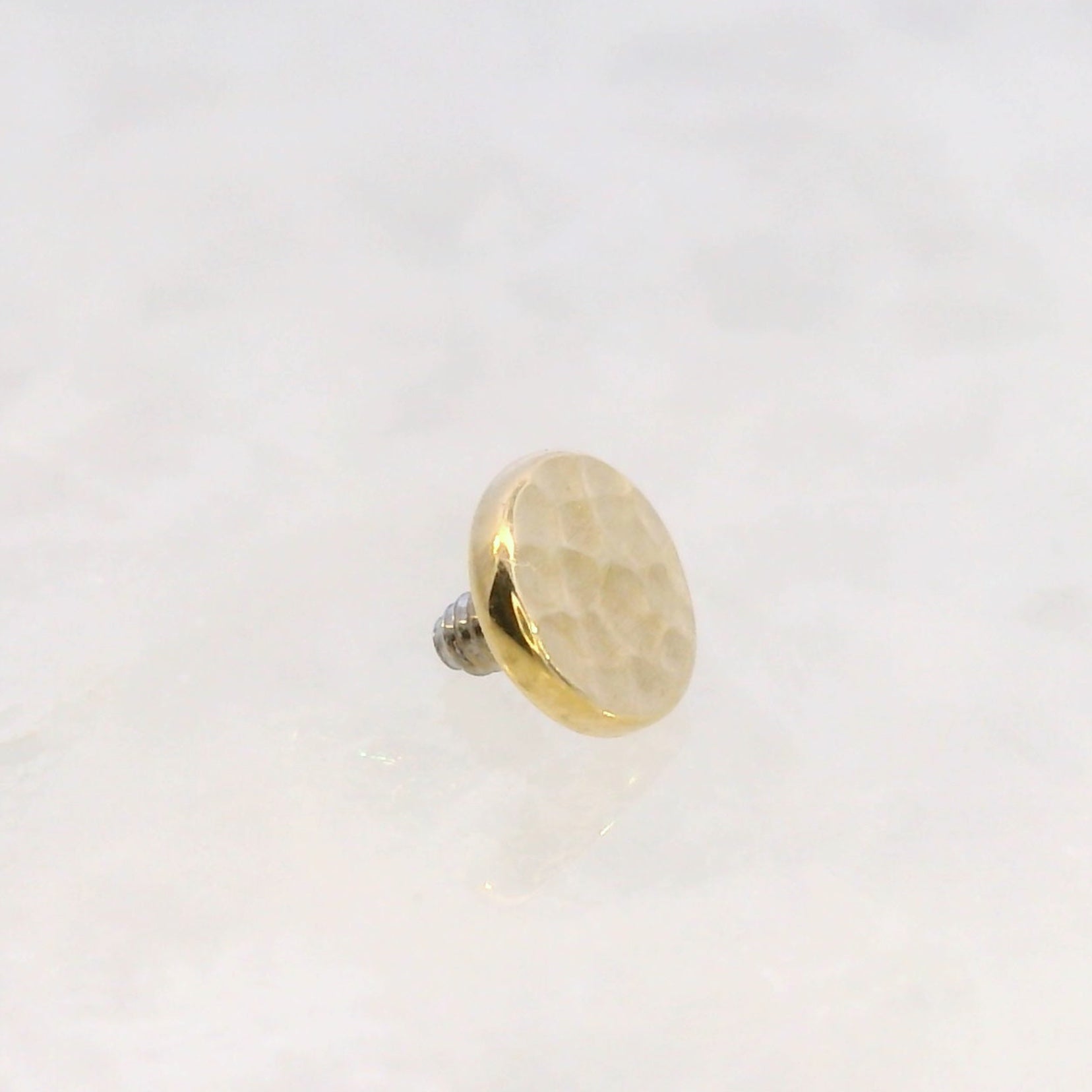 Hammered Disk - Threaded – Ivy Piercing Studios