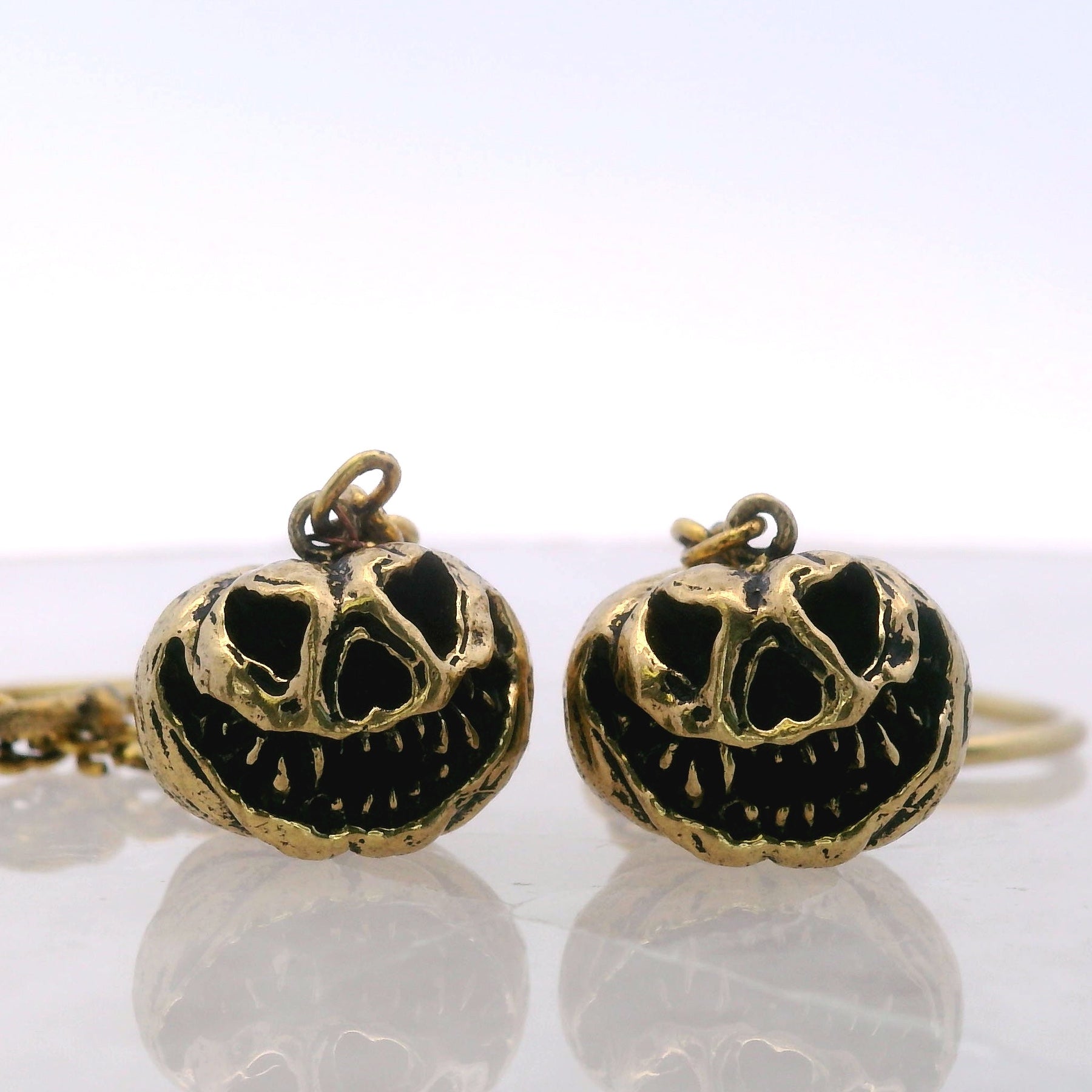 Pumpkin King Hooks – Ivy Piercing Studios