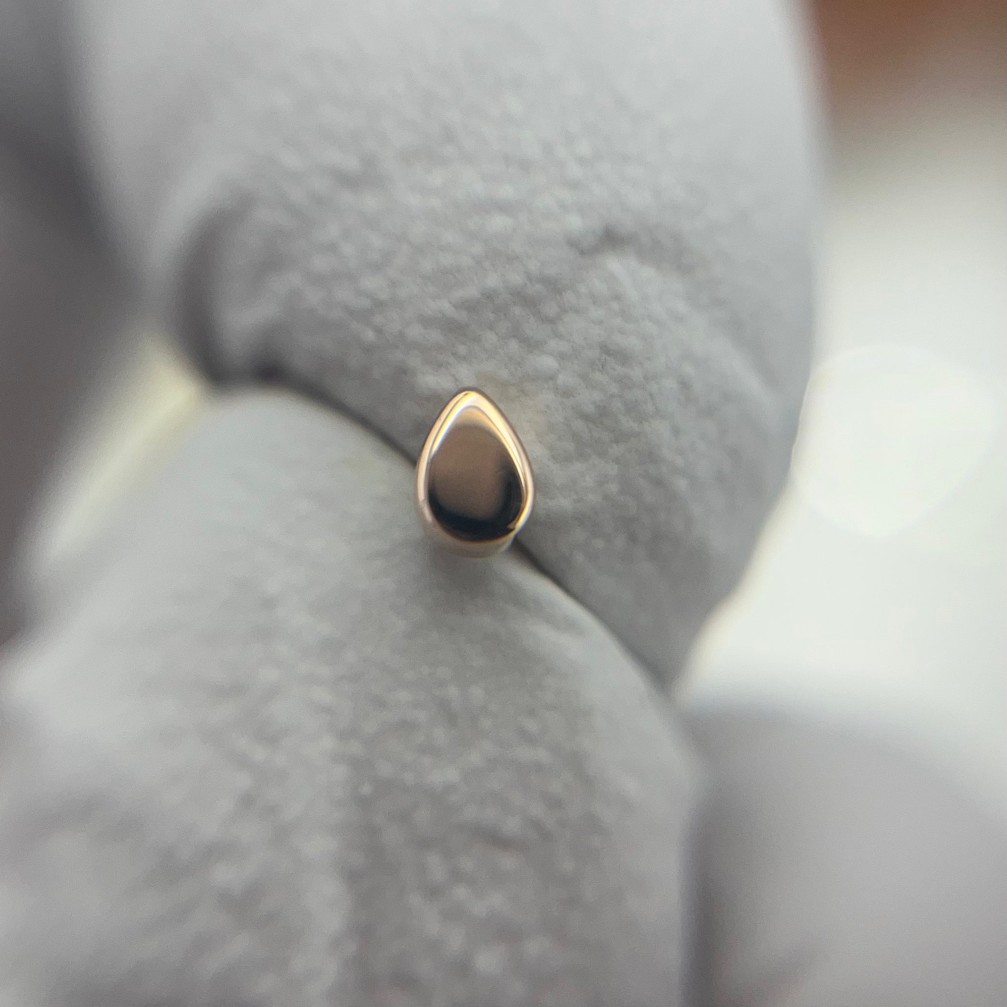 Flat Teardrop – Ivy Piercing Studios